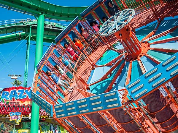 Santa Cruz Beach Boardwalk Amusement Park Thrill Rides